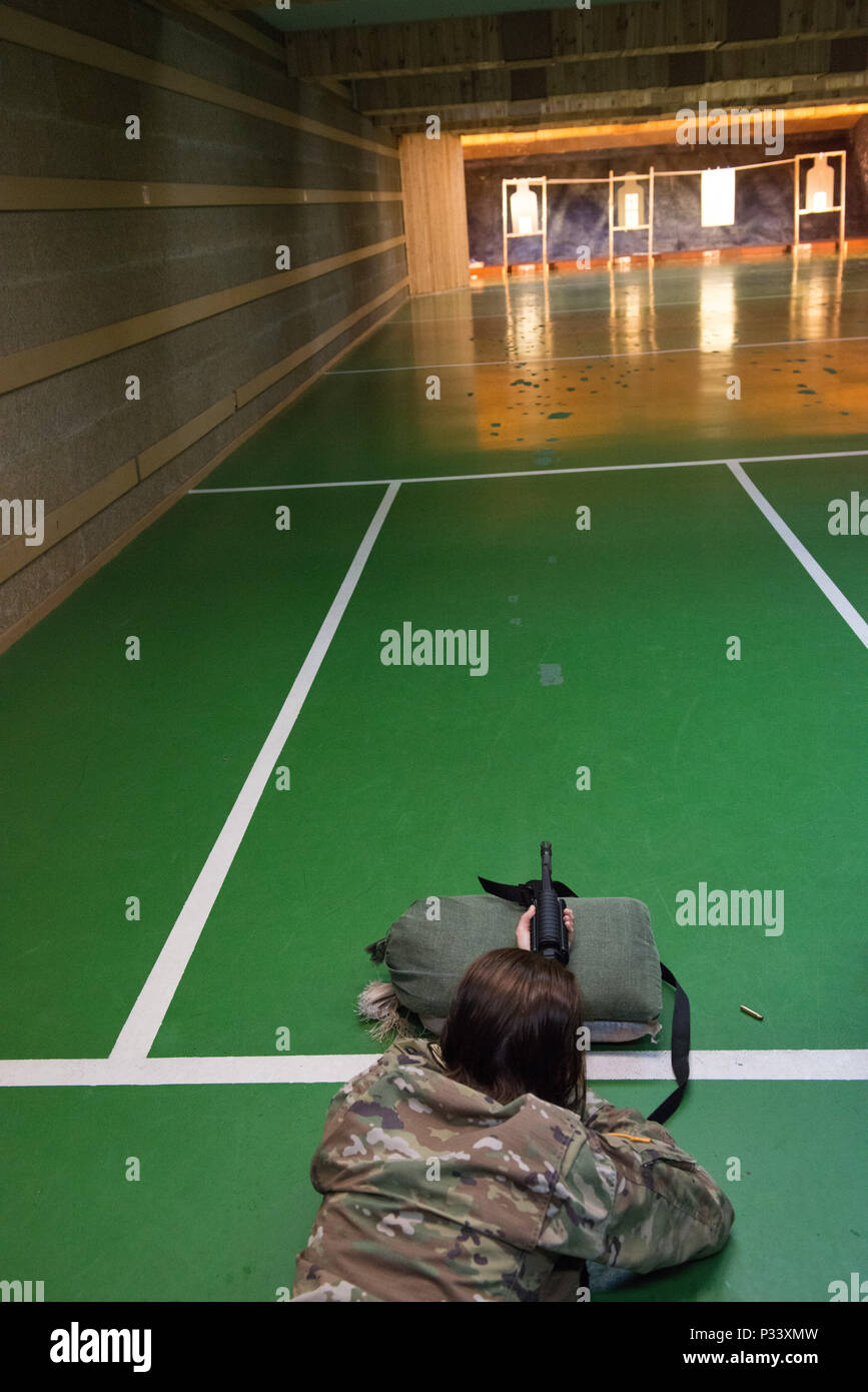 M4 m4a1 qualification range hi-res stock photography and images - Alamy