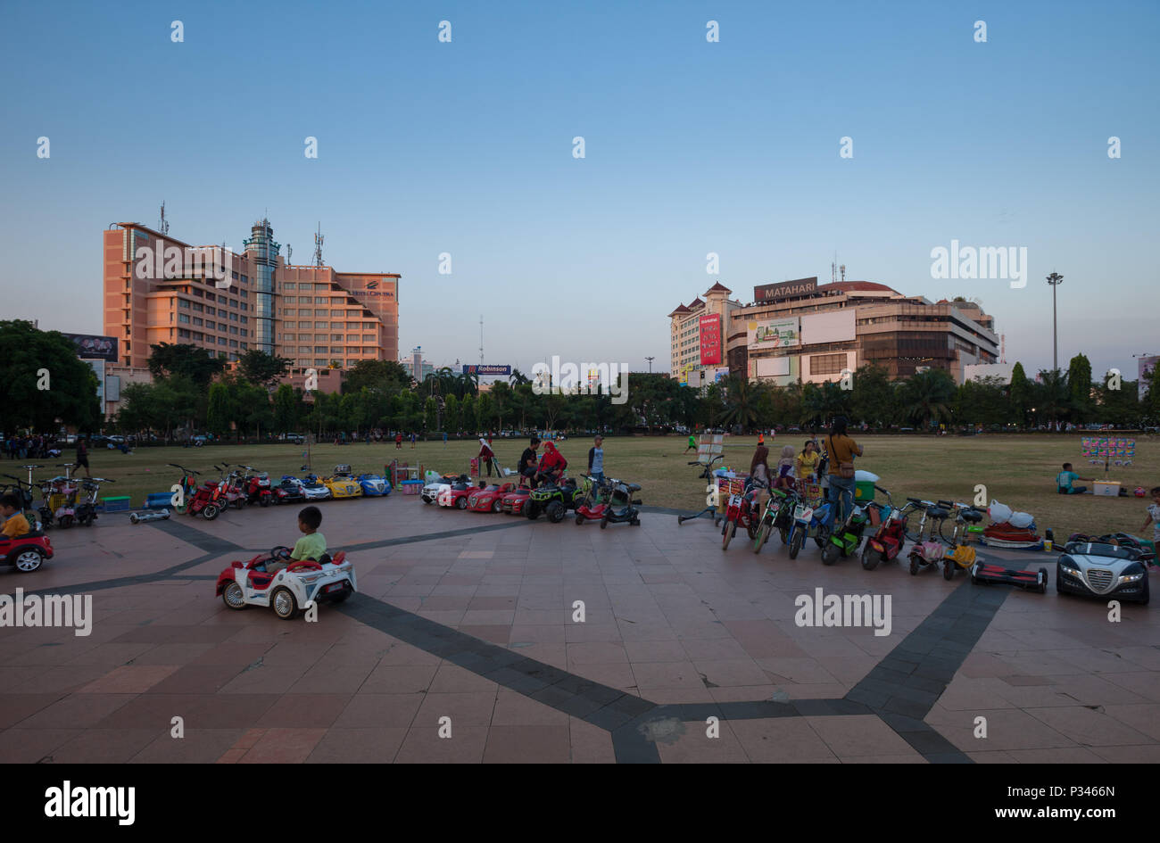 View of Simpang Lima square, Semarang, Indonesia Stock Photo - Alamy