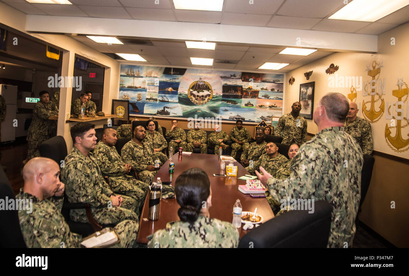 Chief Petty Officers Mess High Resolution Stock Photography and Images ...