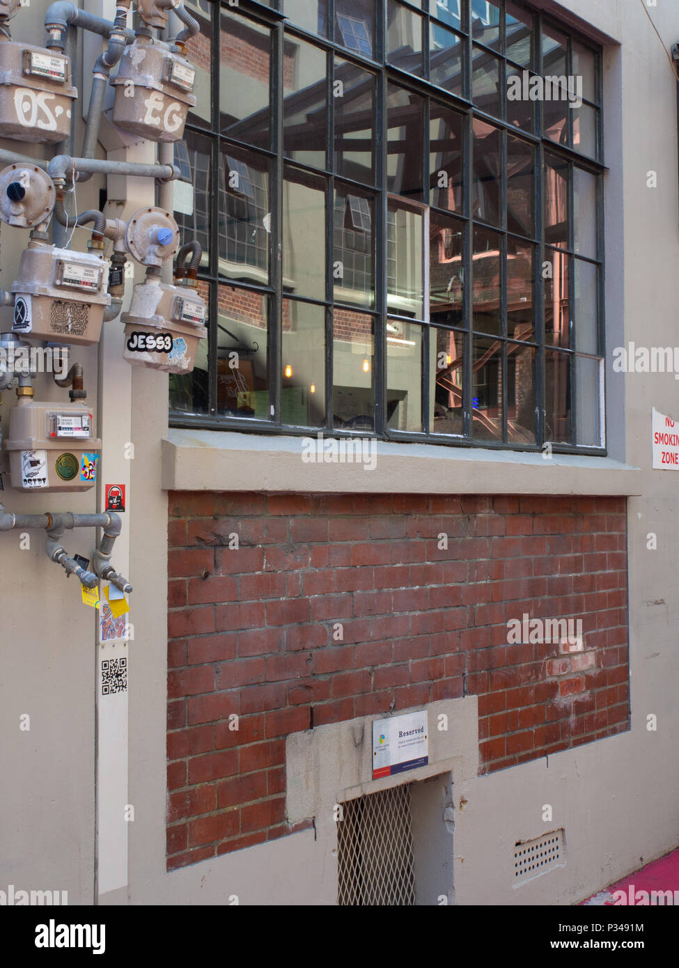 Gas meters hi-res stock photography and images - Alamy