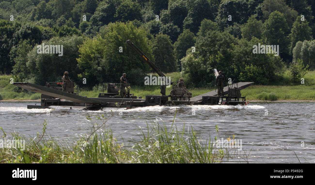 British army m3 amphibious rig hi-res stock photography and images - Alamy