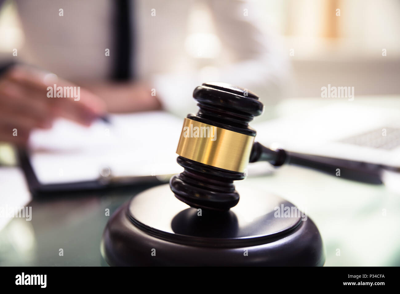 Courtroom interior gavel hi-res stock photography and images - Alamy
