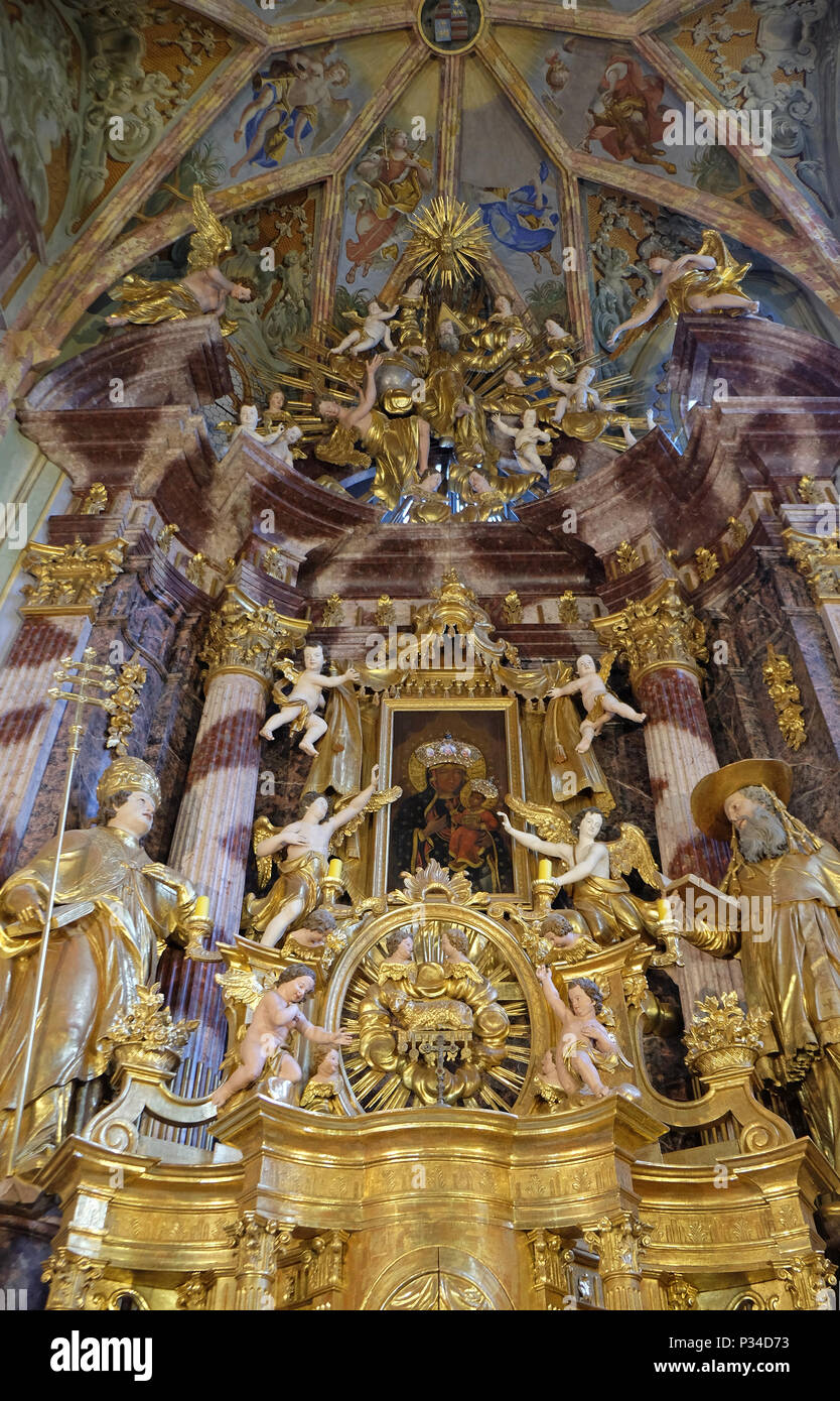 Immaculate beauty hi-res stock photography and images - Alamy