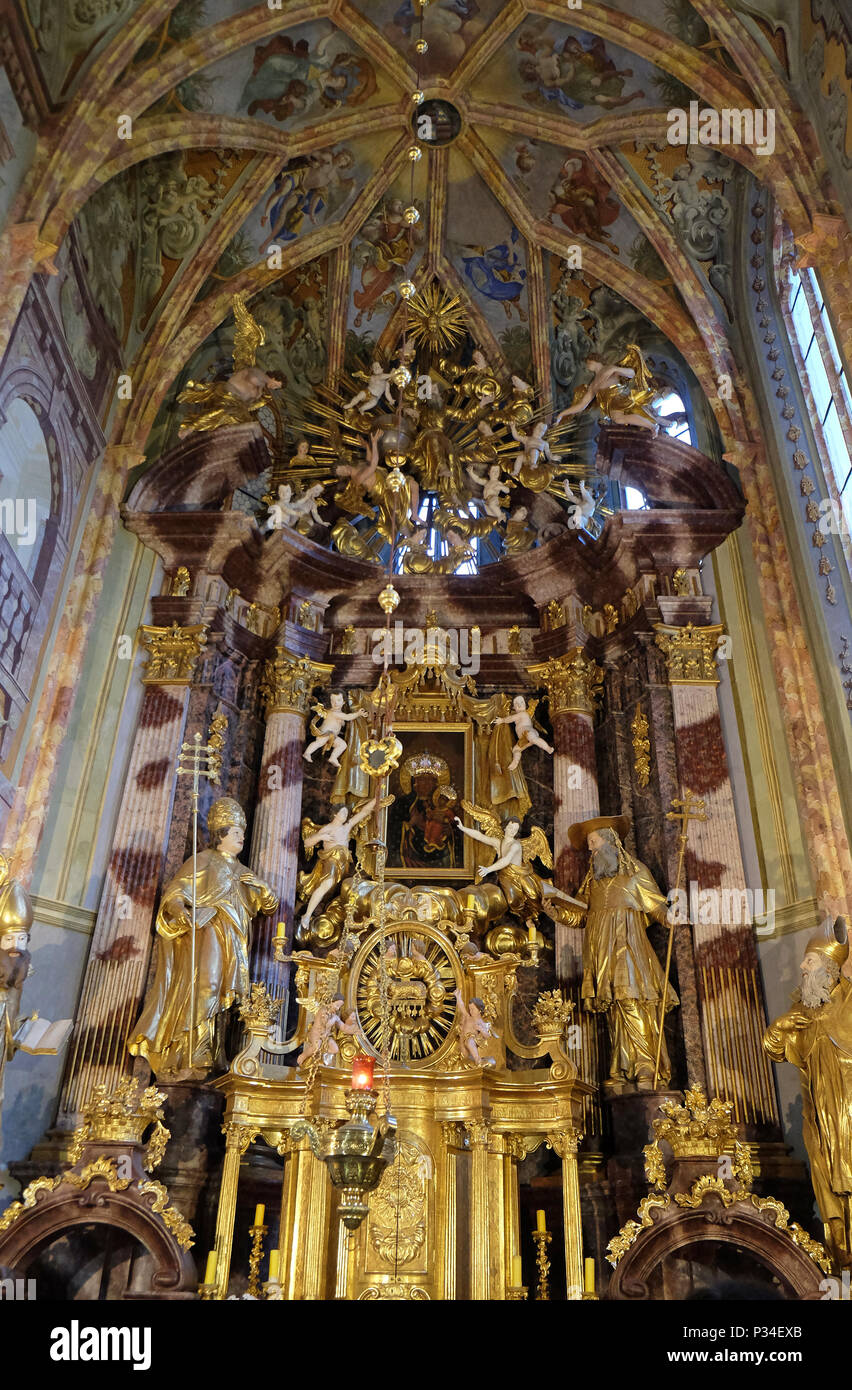 Altar immaculate conception catholic church hi-res stock photography and images - Alamy
