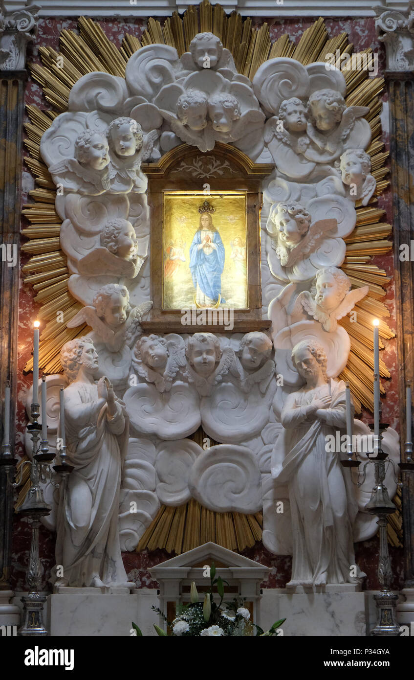 Virgin Mary, altar in Basilica of San Frediano, Lucca, Tuscany, Italy ...