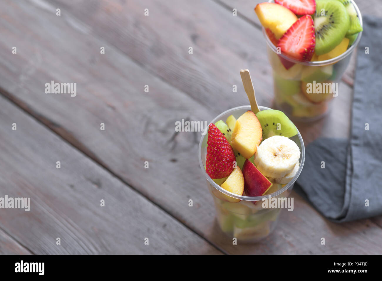 Takeaway dessert hi-res stock photography and images - Alamy