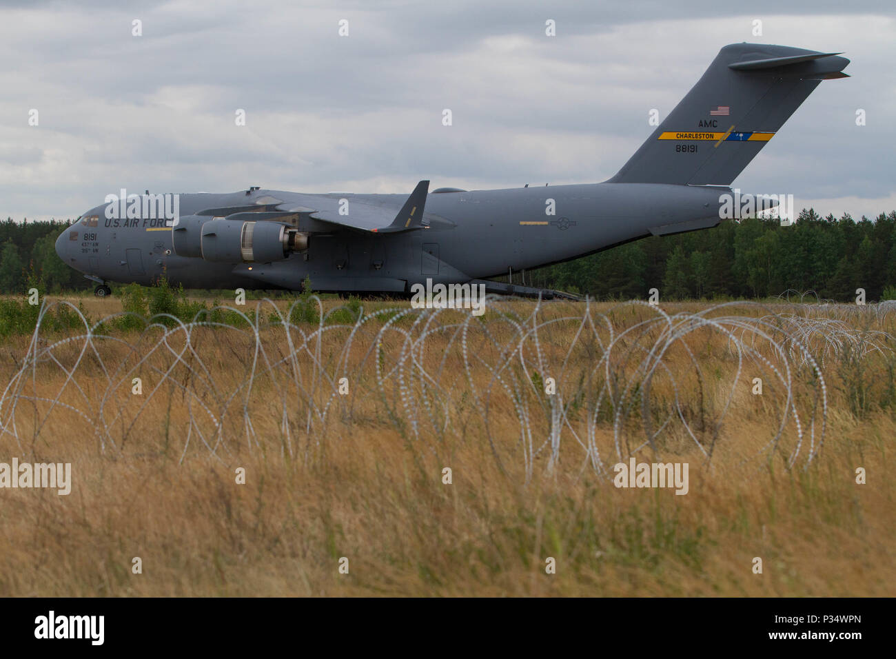 A Boeing C-17 Globemaster III from U.S. Air Force's 628th Air Base Wing ...