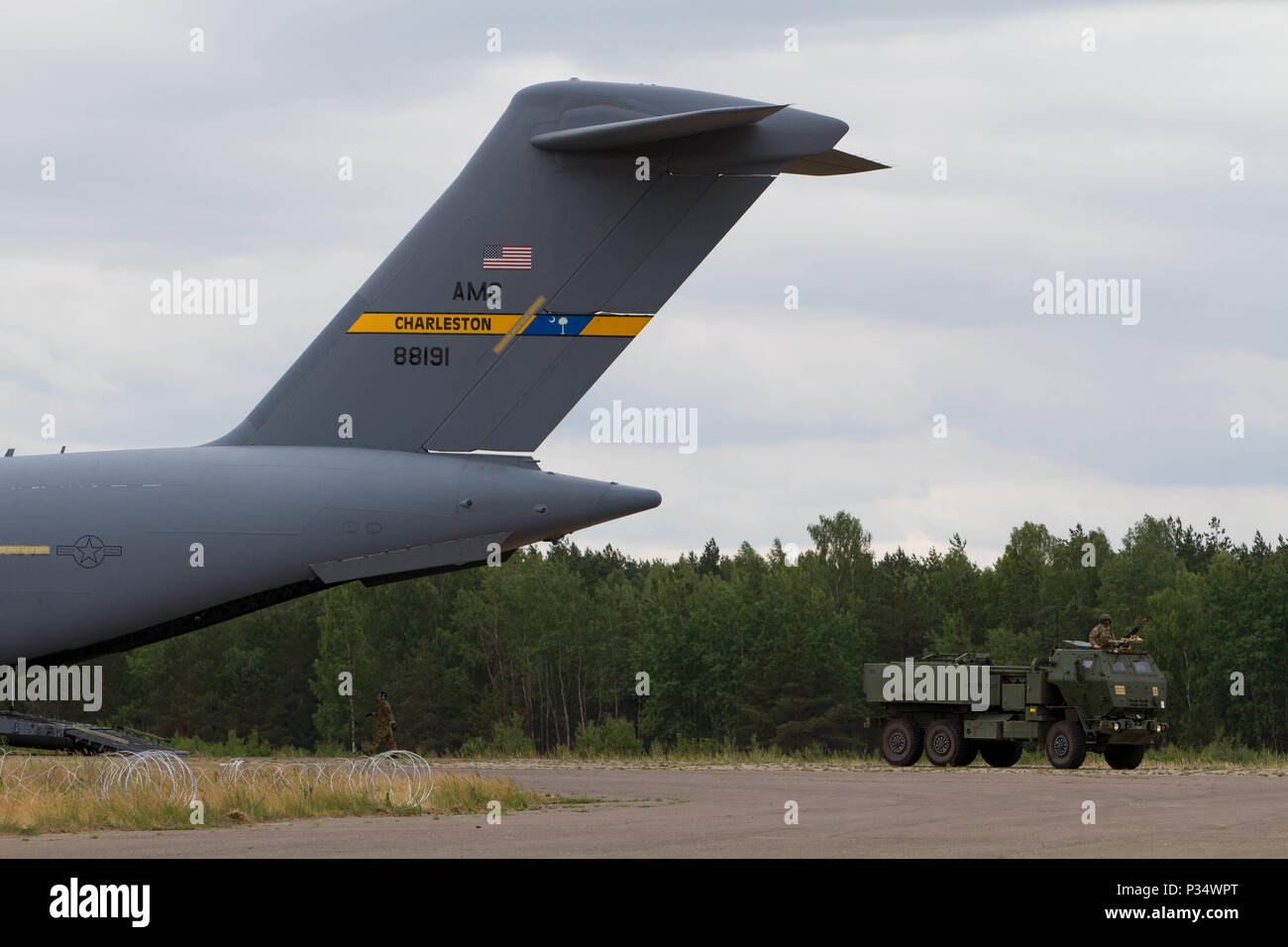A Boeing C-17 Globemaster III from U.S. Air Force's 628th Air Base Wing ...