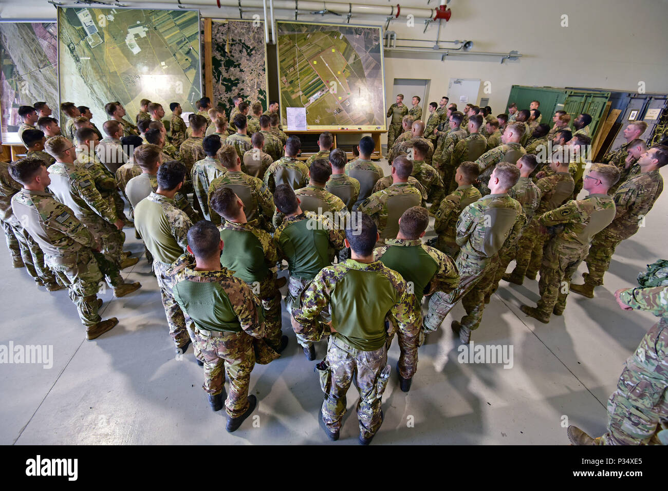 U.S. Army Paratroopers assigned to the 2nd Battalion, 503rd Infantry ...