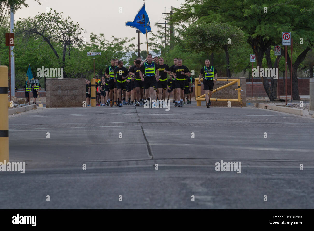 NETCOM Soldiers take part in Fort Huachuca's 243rd Army Birthday run ...