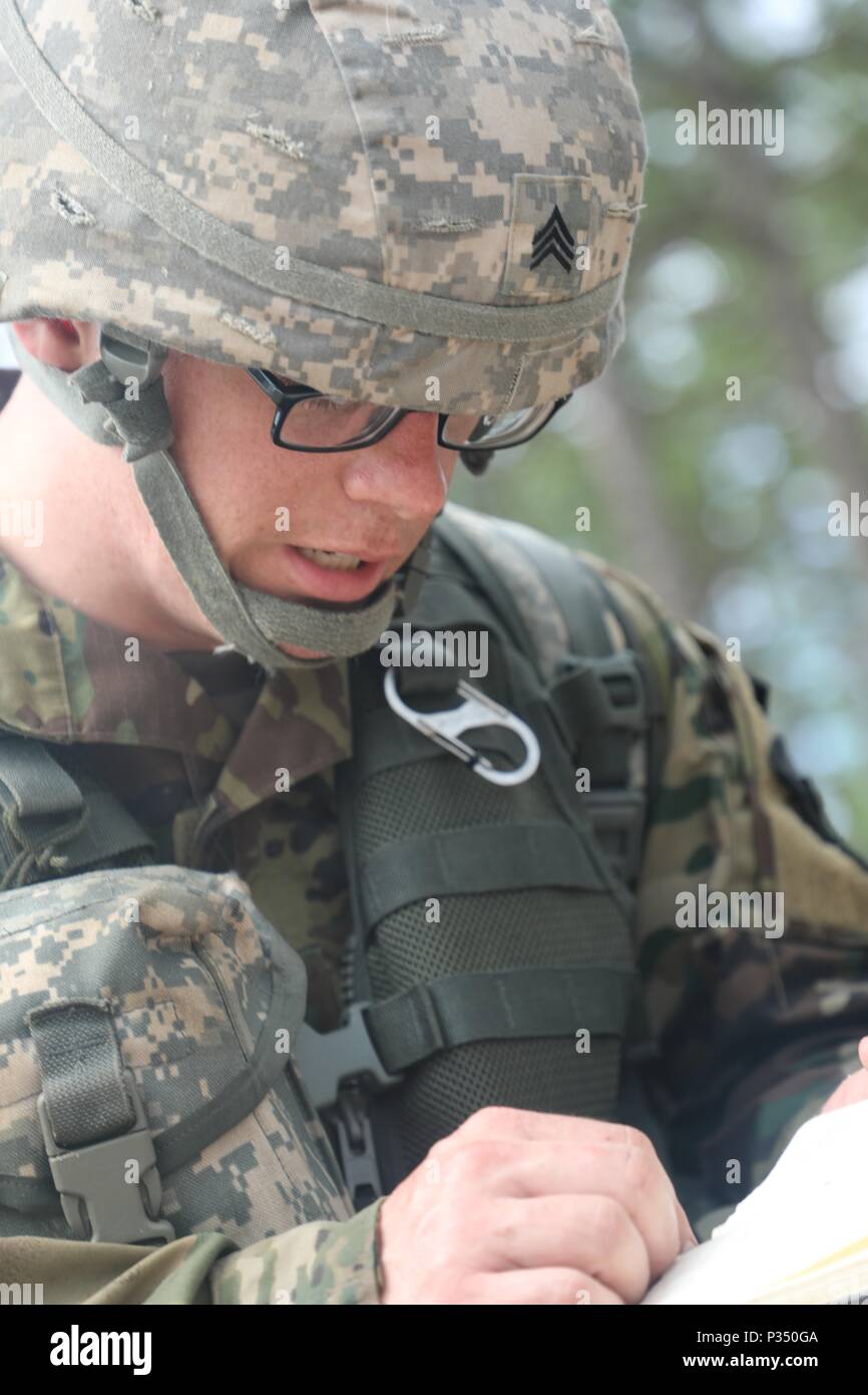 U.S. Army Reserve Sgt. Benjamin Moran, an Army Reserve musician from ...