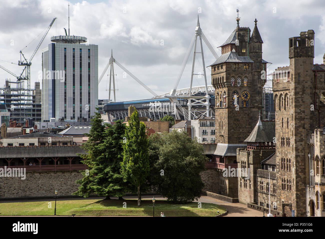 The Millennium Stadium Welsh High Resolution Stock Photography and ...