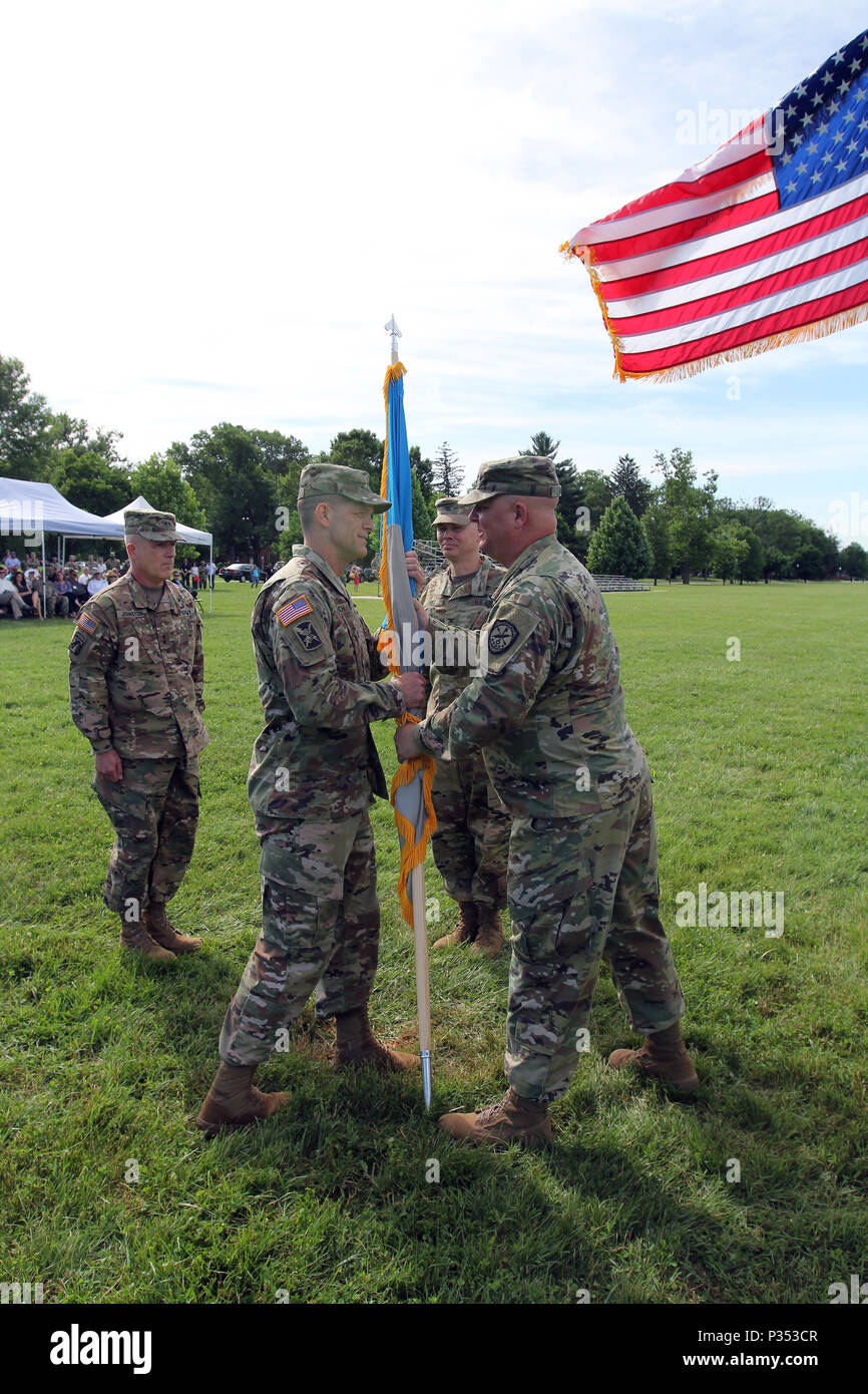 FORT GEORGE G. MEADE, Md. – Col. Dave Branch (left), the outgoing ...