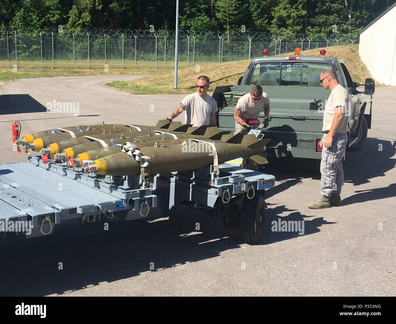 U.S. Air Force Tech. Sgt. Peter Wirth, Staff Sgt. Justin Harner and ...