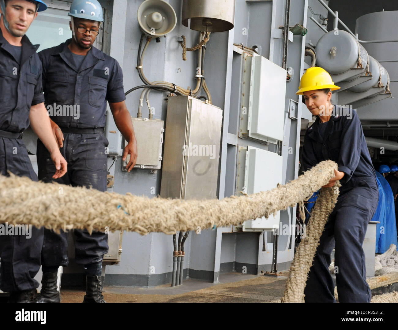 160808-N-GI441-086 NORFOLK (Aug. 8, 2016) Boatswain's Mate 3rd Class ...
