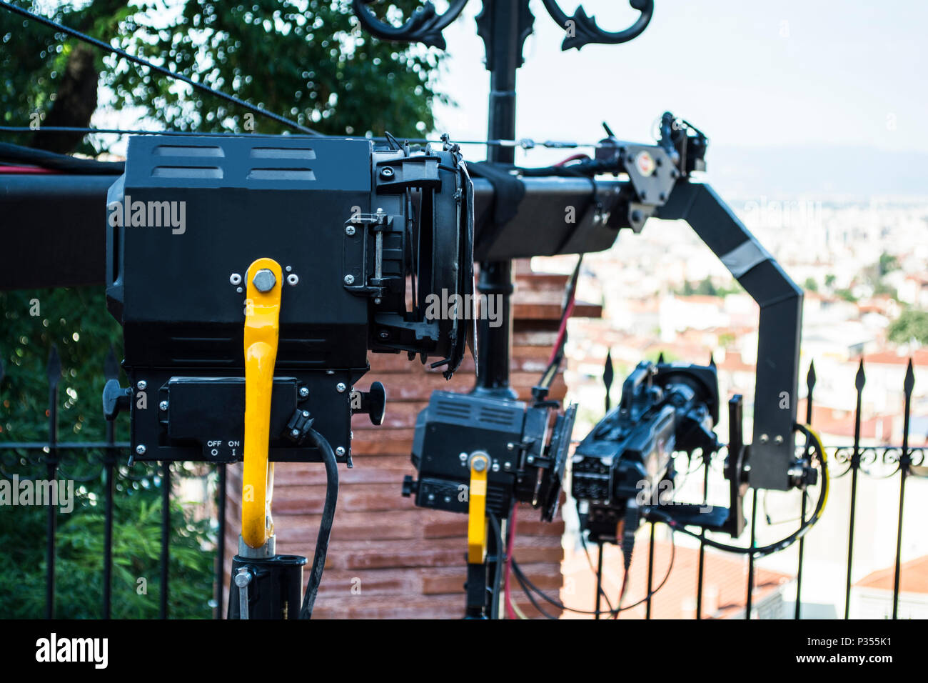 Virtual crane hi-res stock photography and images - Alamy