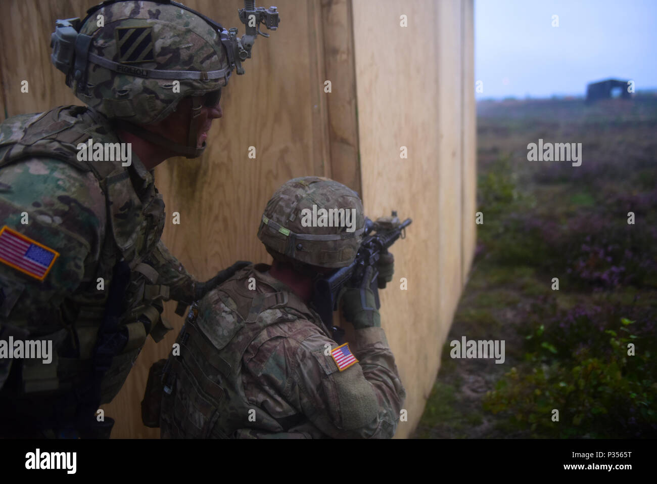 3 69 armor hi-res stock photography and images - Alamy