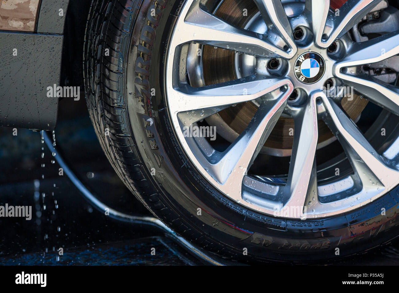 Bmw x4 cars hi-res stock photography and images - Alamy