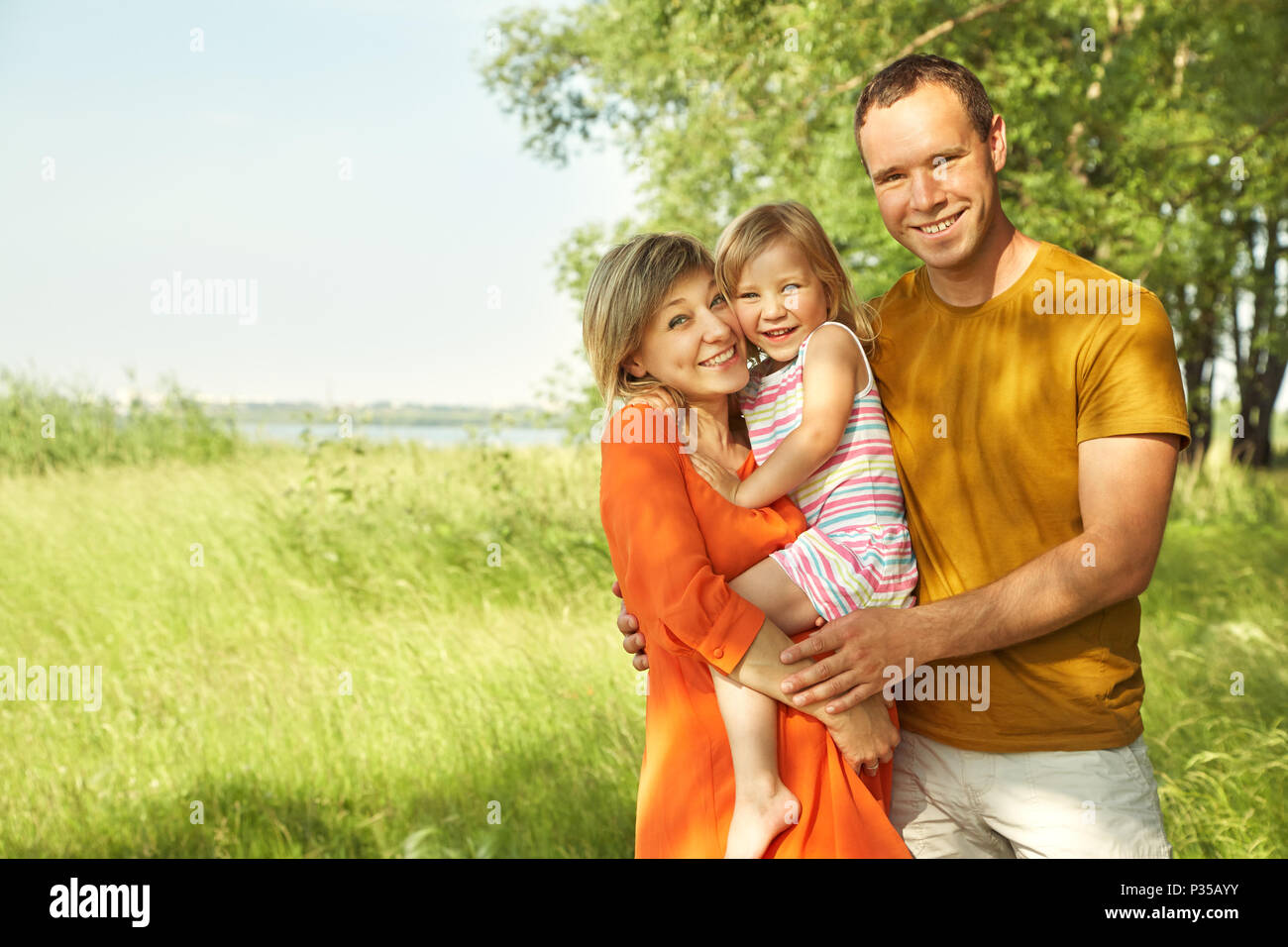 Family recreation outdoors hi-res stock photography and images - Alamy