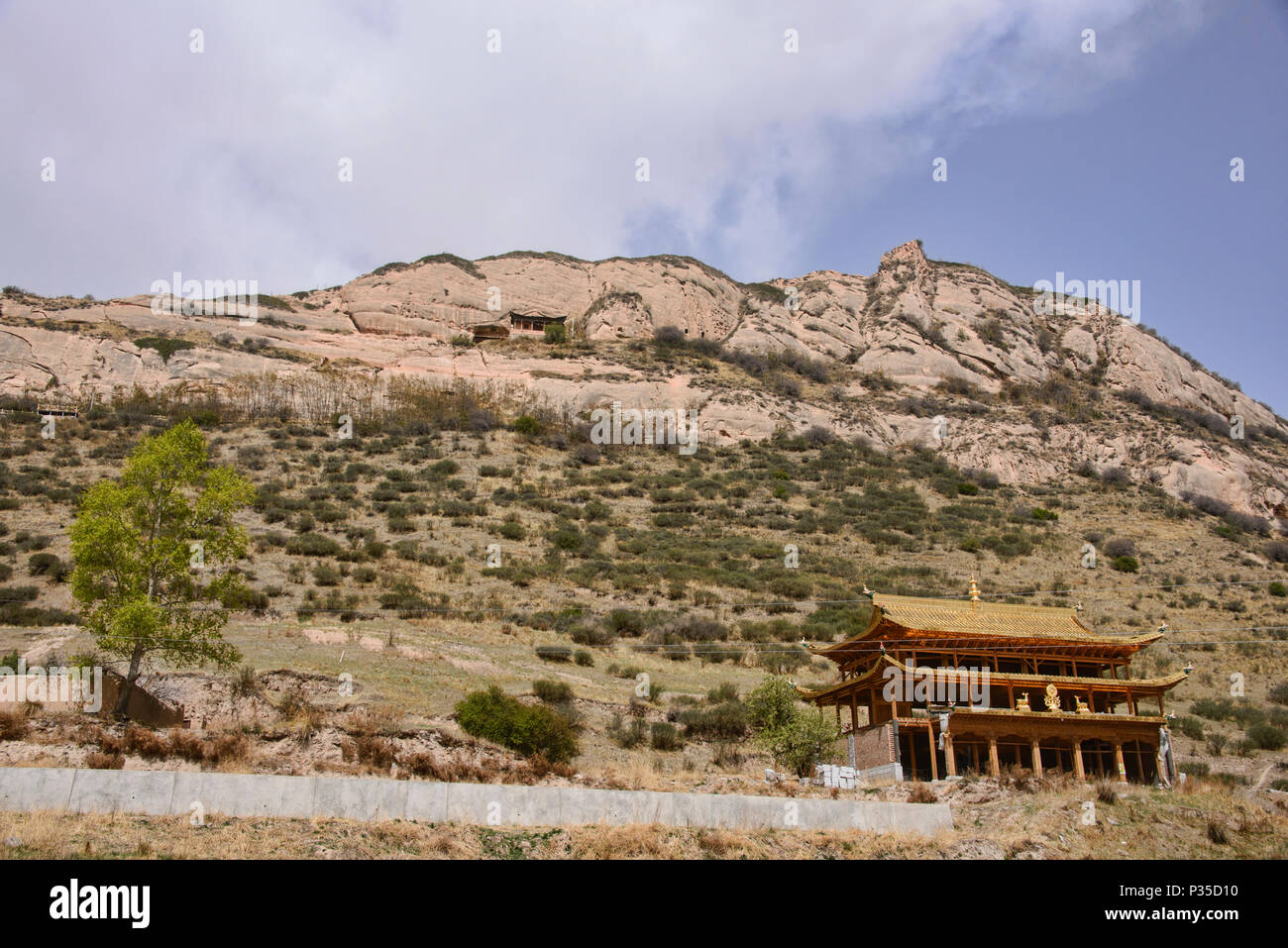 The Mati Si Temples in the Cliff, Zhangye, Gansu, China Stock Photo - Alamy