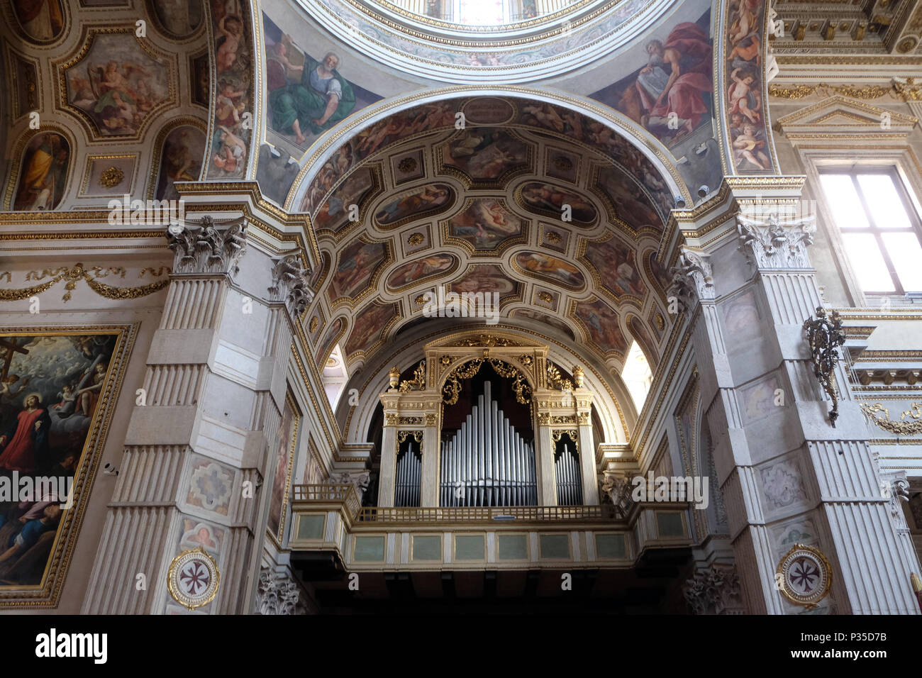 Interior of the Mantua Cathedral dedicated to Saint Peter, Mantua ...