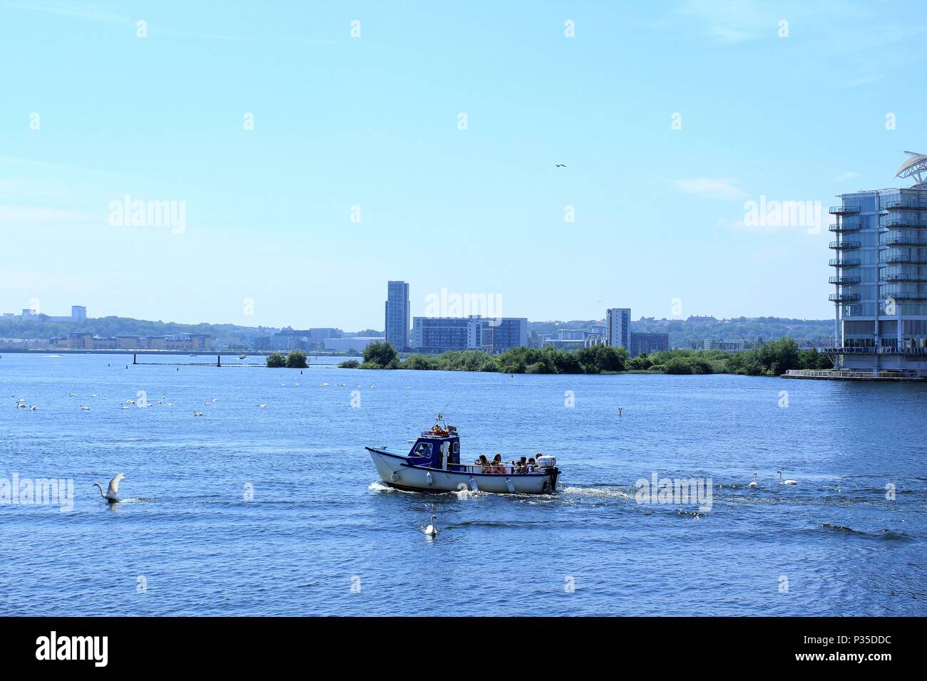 Cardiff bay boat trip hi-res stock photography and images - Alamy