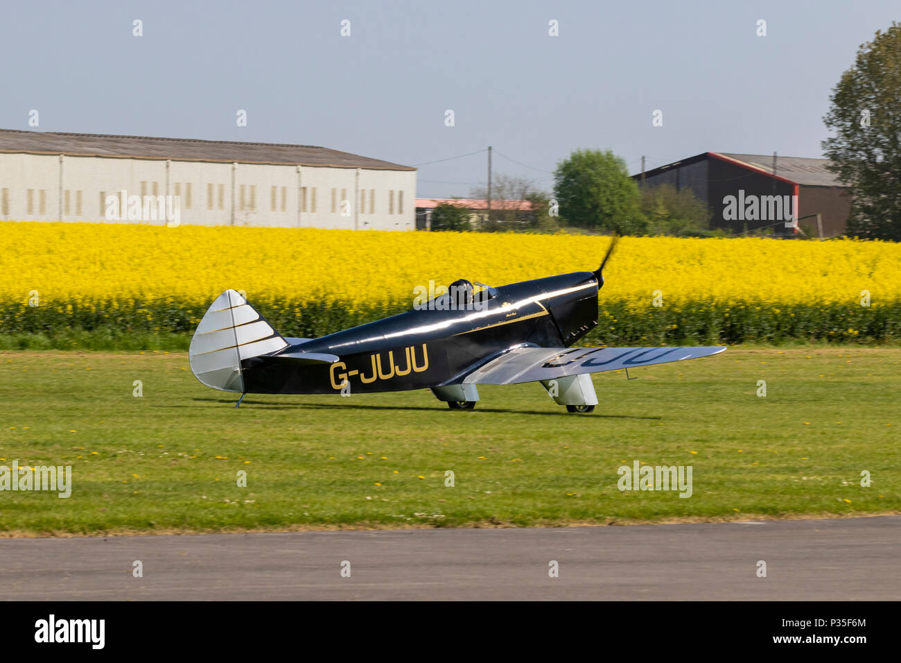 Chilton DW1A G-JUJU Stock Photo - Alamy