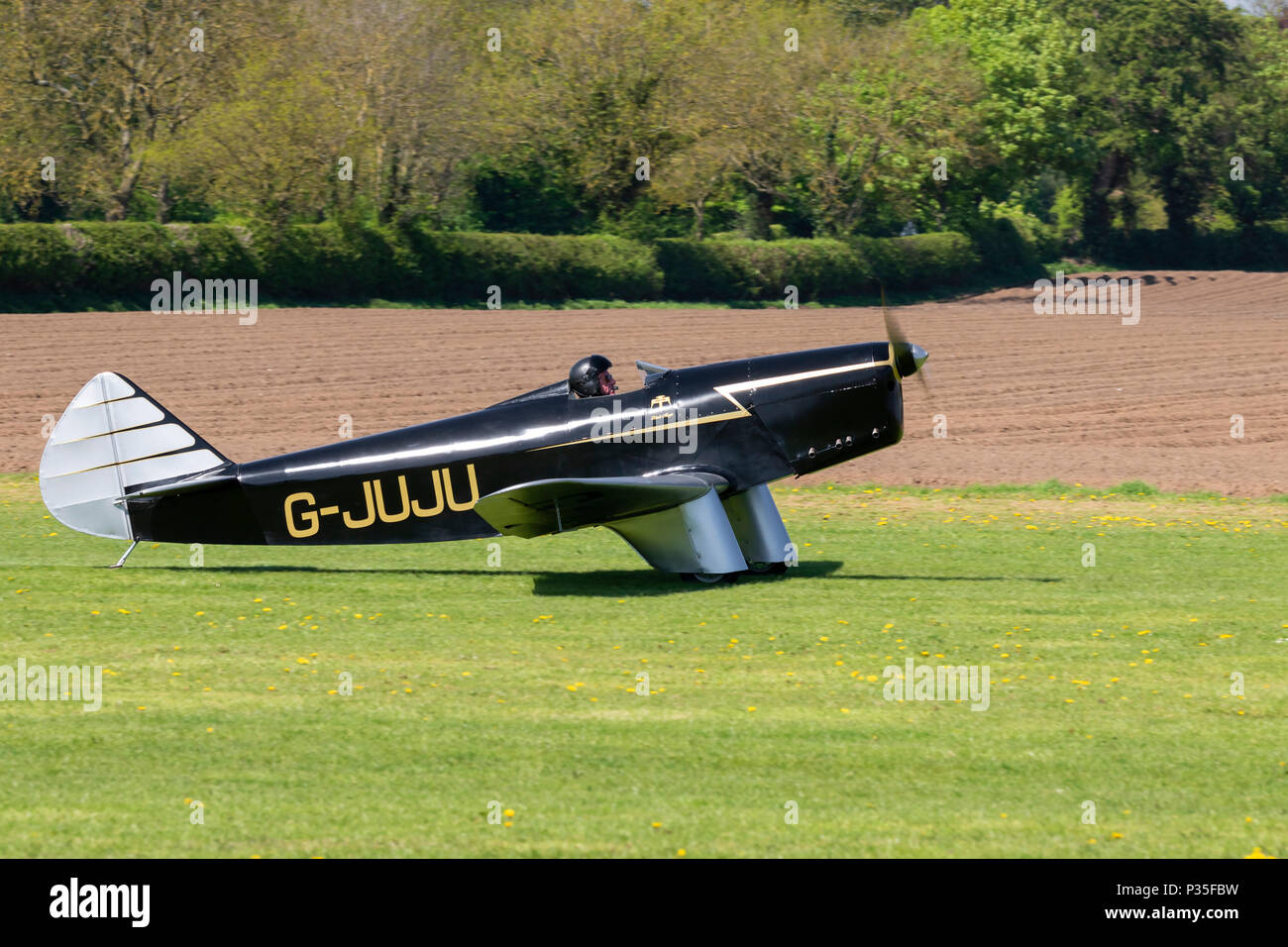 Chilton monoplane hi-res stock photography and images - Alamy