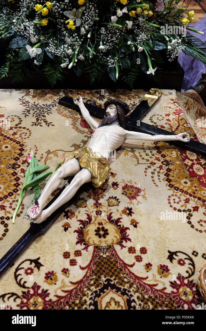 The crucifix in front of God's tomb, was exhibited on Holy Saturday and ...