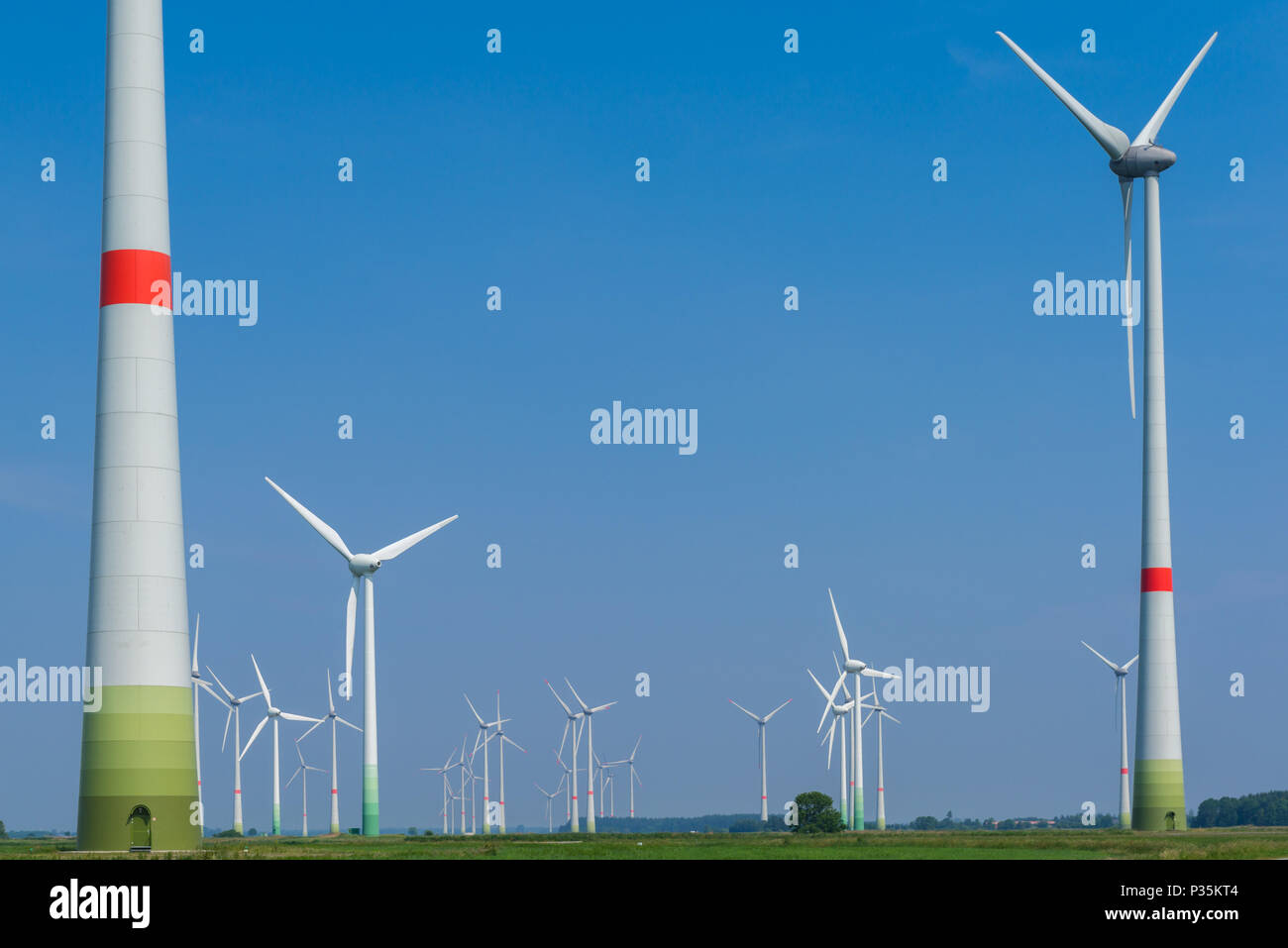 Wind energy park hi-res stock photography and images - Alamy