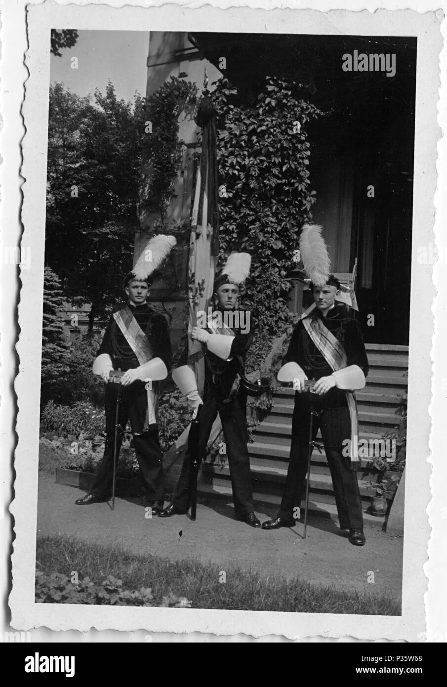 Fraternity students uniform hi-res stock photography and images - Alamy