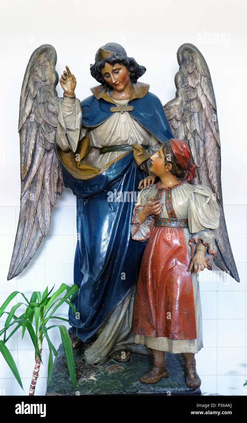 Angelic guardian sculpture hi-res stock photography and images - Alamy