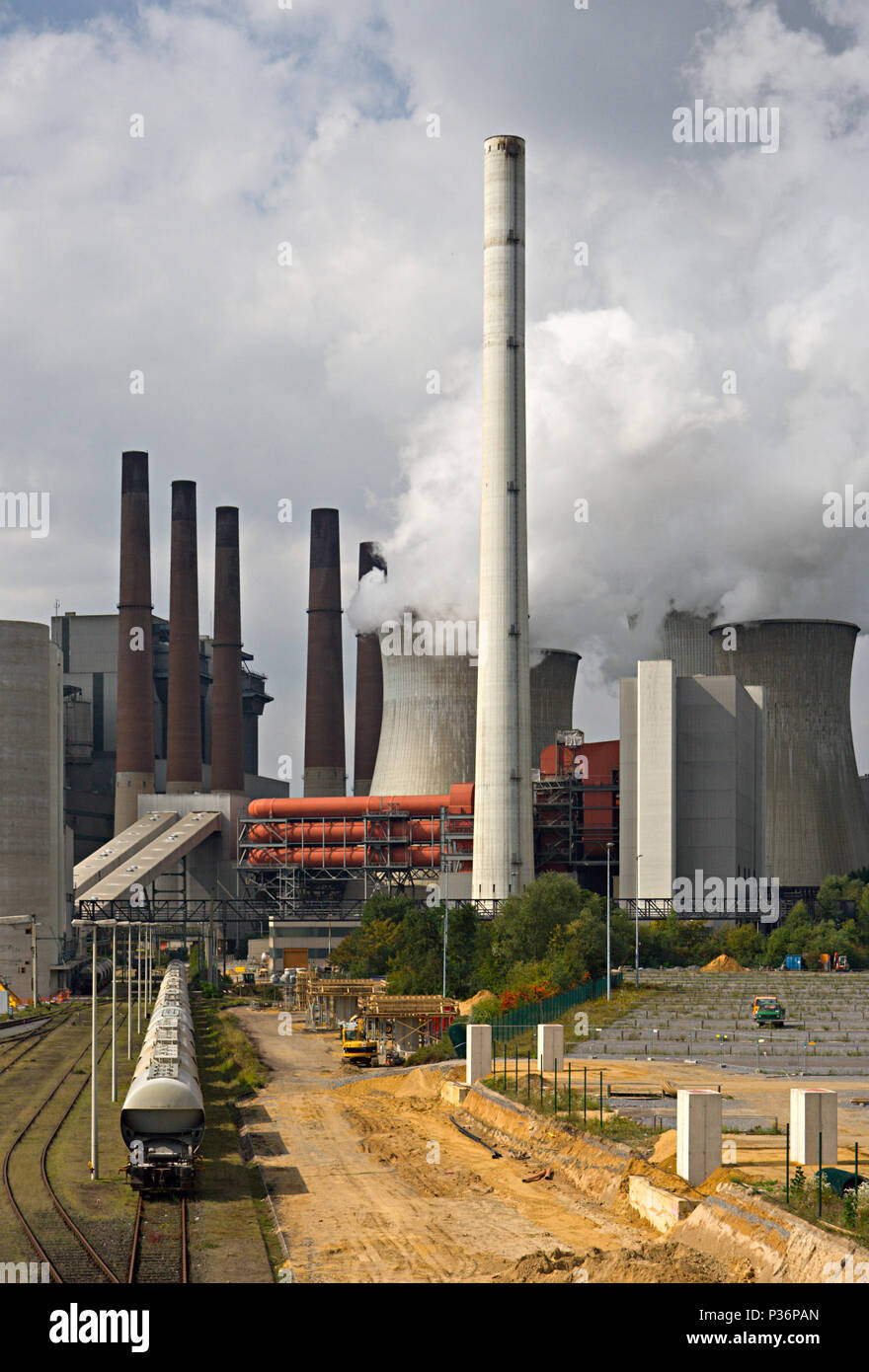 Coal fired power station under construction hi-res stock photography ...