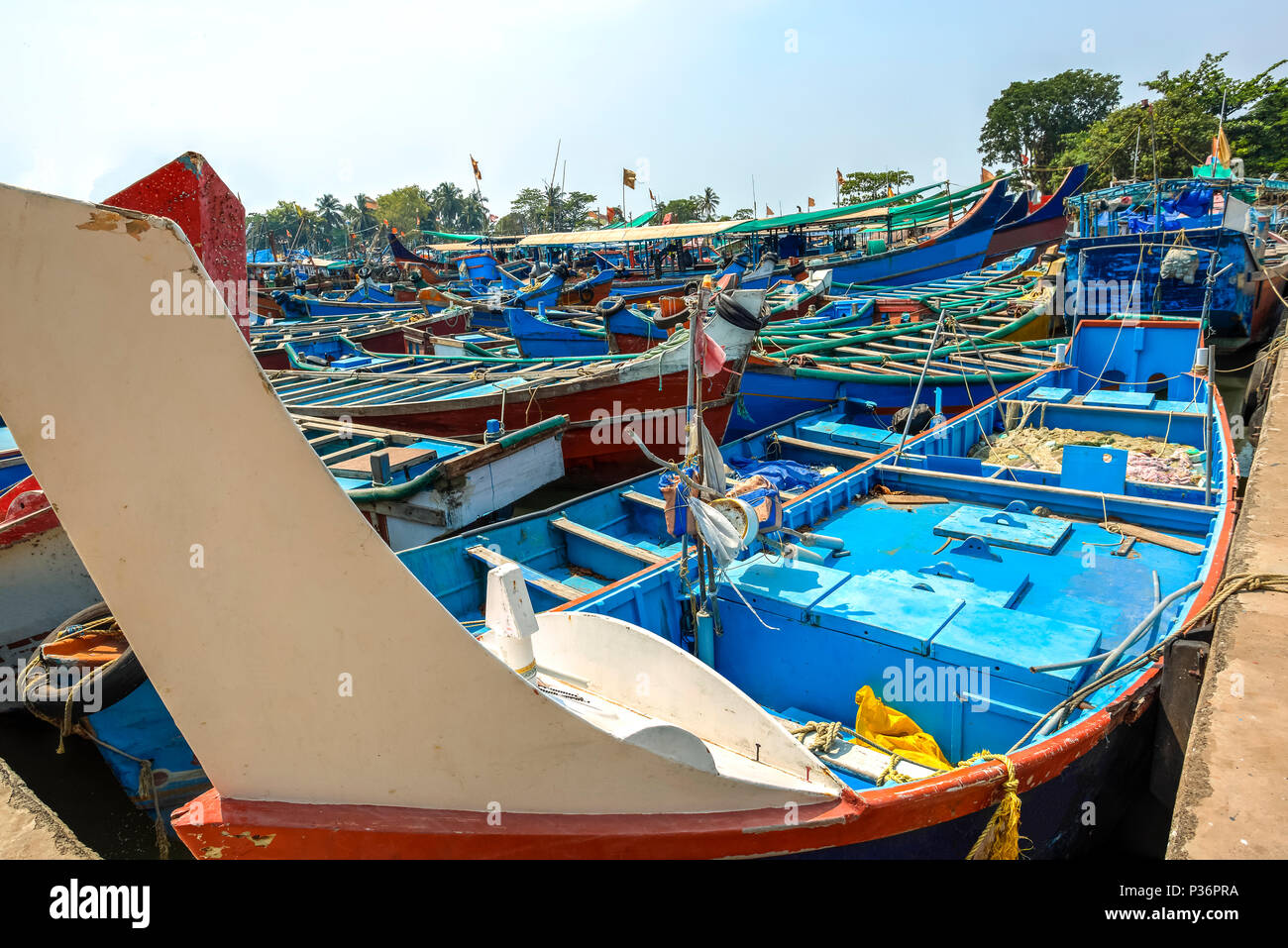 Boat dock kerala hi-res stock photography and images - Alamy