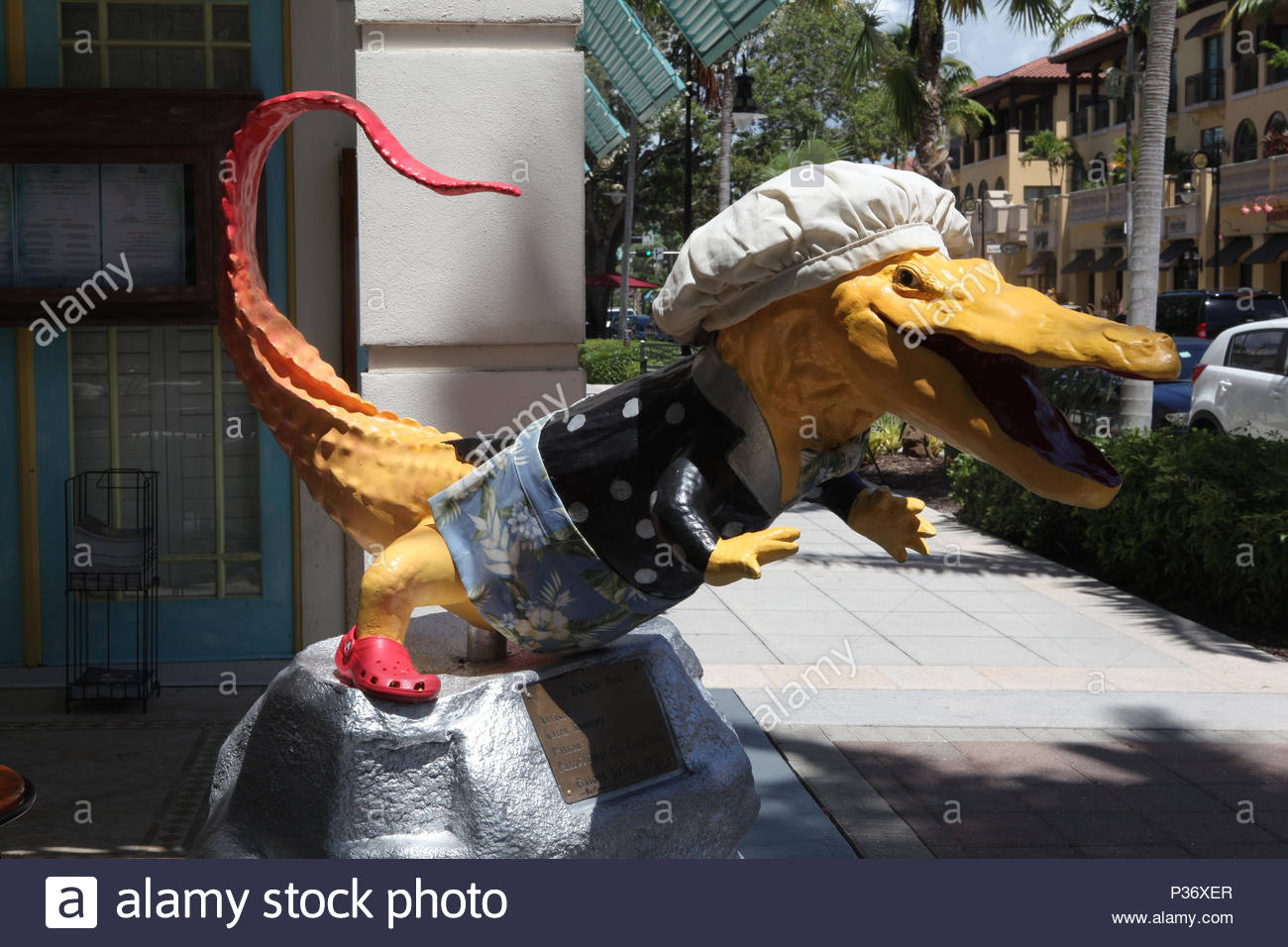 Alligator Statue High Resolution Stock Photography and Images - Alamy