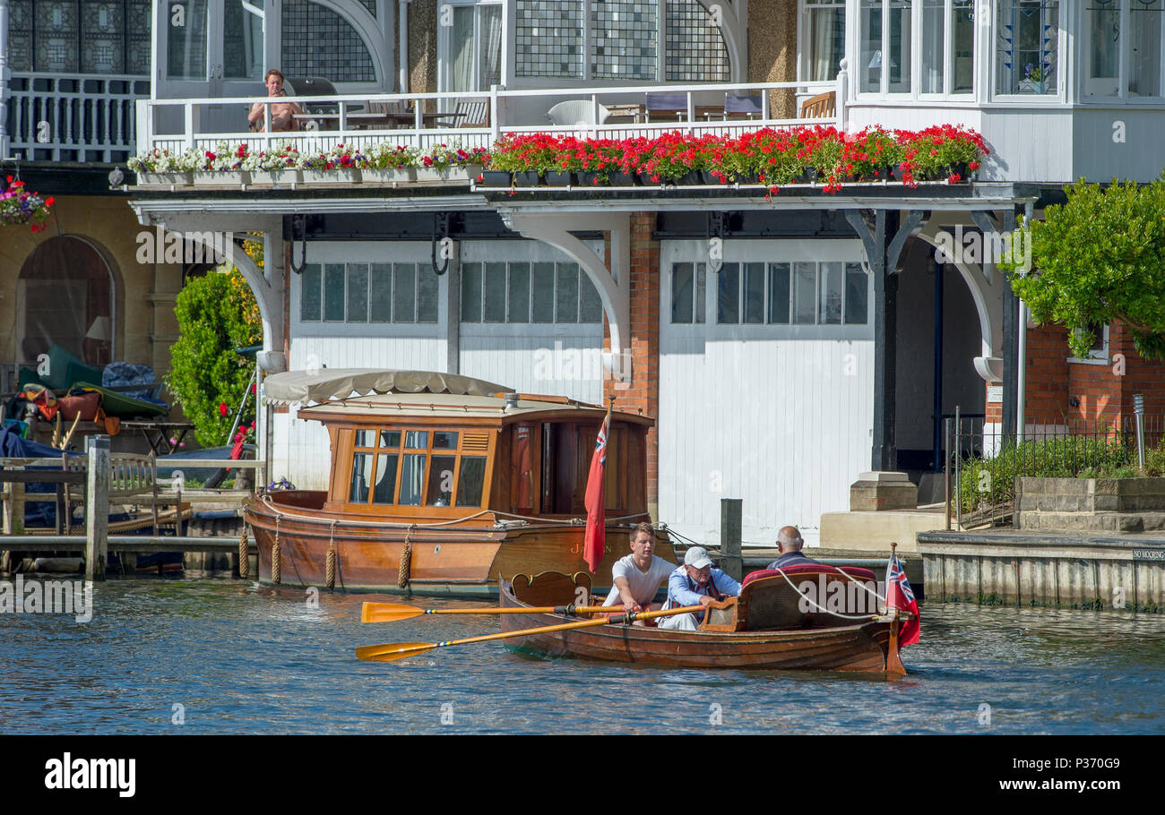 Henley reach england 09 hi-res stock photography and images - Alamy
