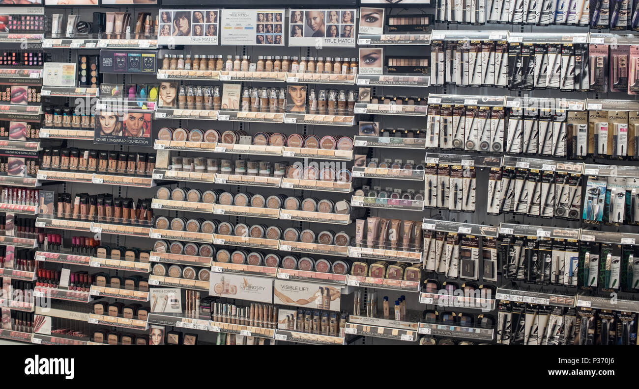 Inside the interior of a walgreens supermarket in Las Vegas, Nevada ...