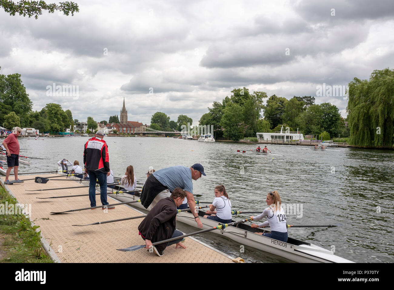 Marlow and henley hi-res stock photography and images - Alamy