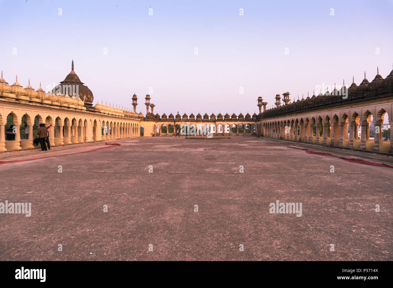 Roof of the bara imambara complex in lucknow Stock Photo - Alamy