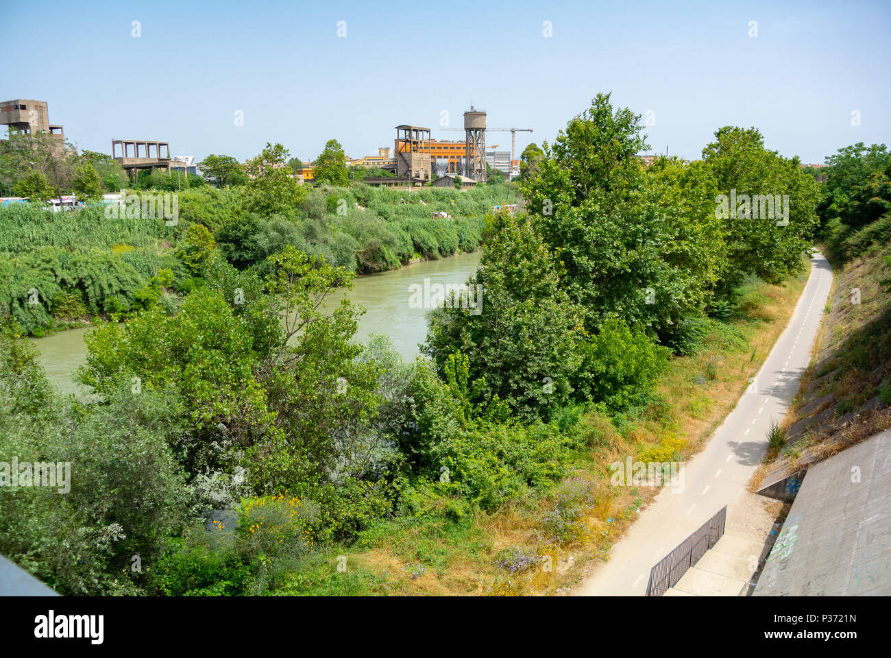Industrial area by Tiber river, Ostiense, Rome, Italy Stock Photo - Alamy