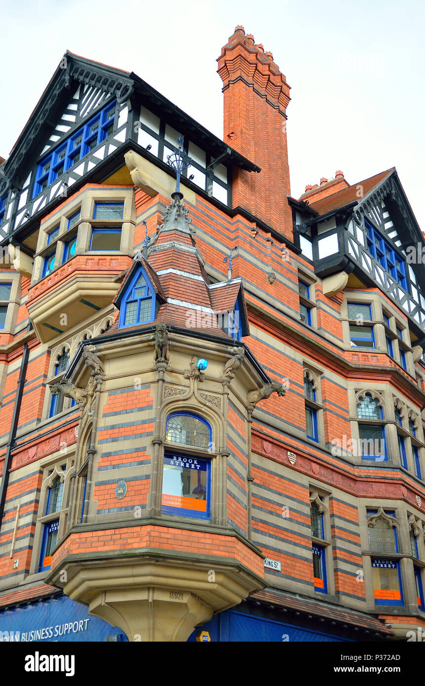 Nottingham market square with council house Stock Photo - Alamy