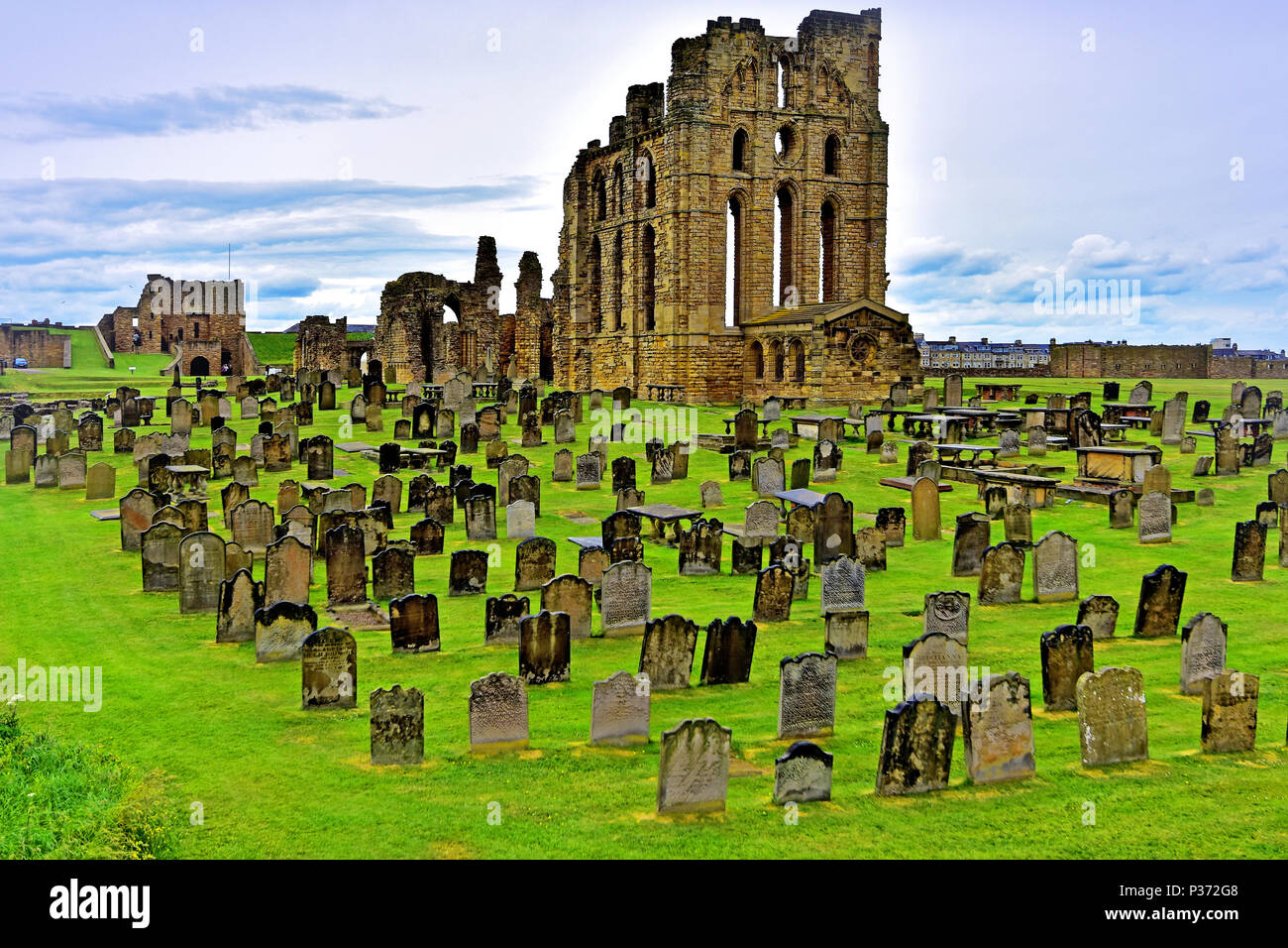 Tynemouth Priory and Castle Stock Photo - Alamy