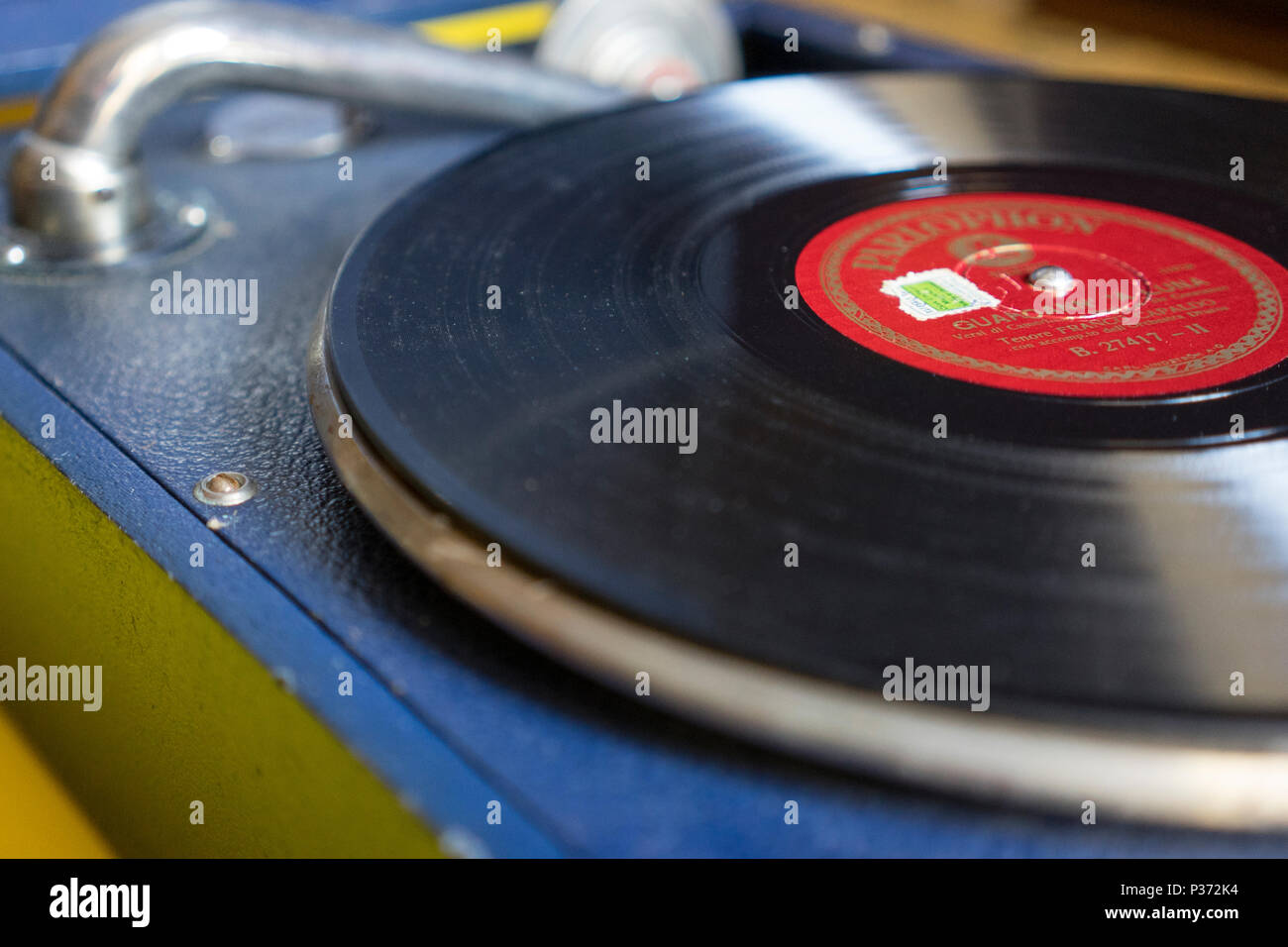 Close up gramophone record hi-res stock photography and images - Alamy