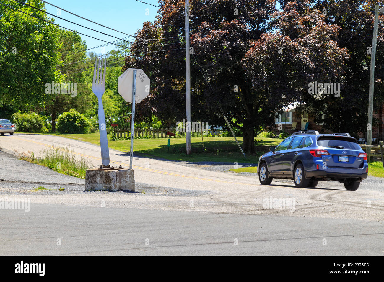 Actual fork in the road hi-res stock photography and images - Alamy