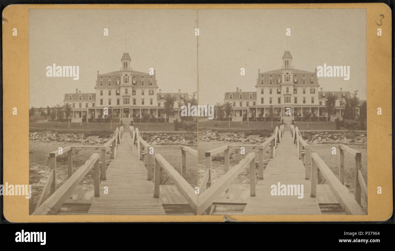 11 A hotel at the beach, by David W. Wilson Stock Photo - Alamy