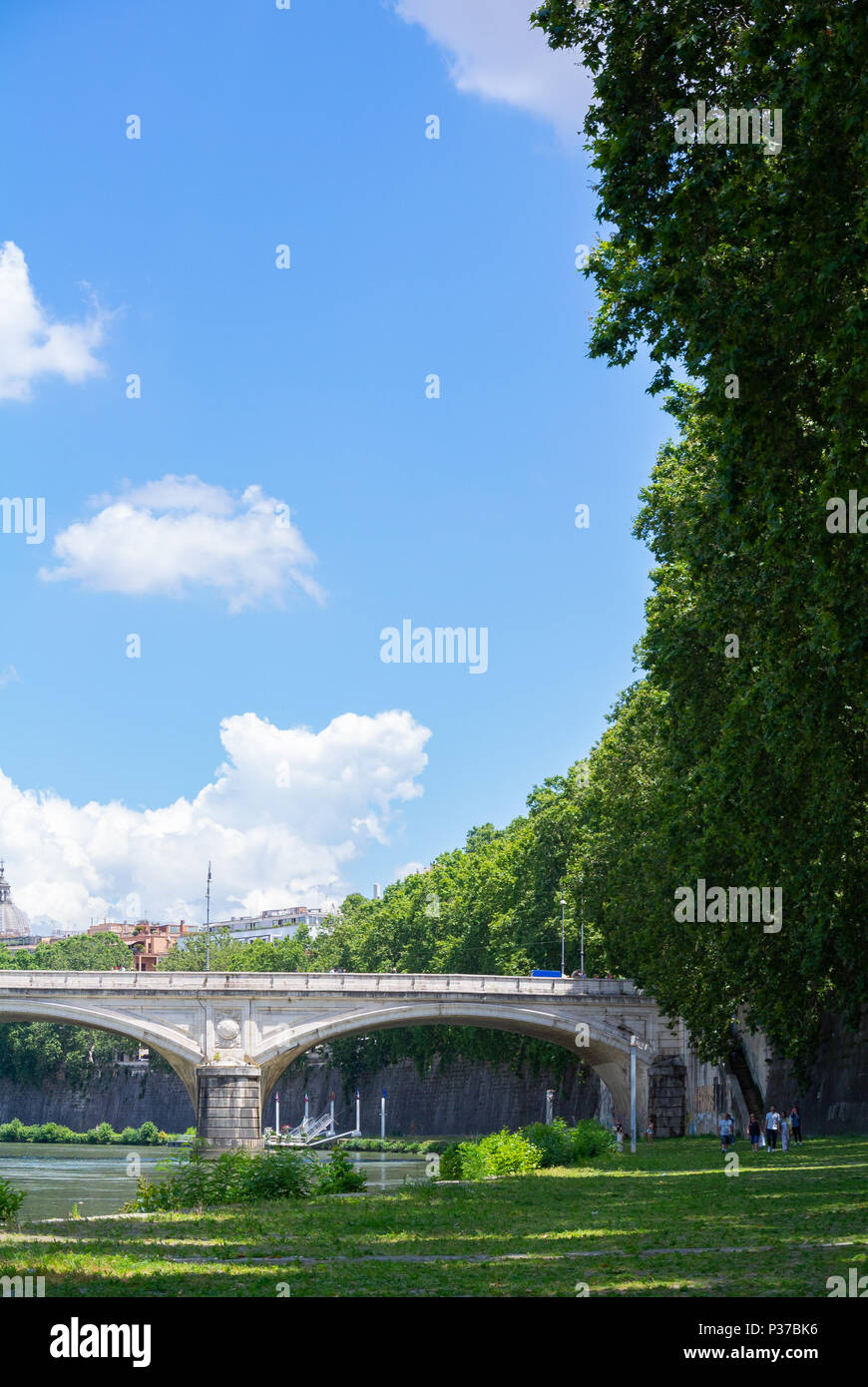 Umberto bridge rome hi-res stock photography and images - Alamy