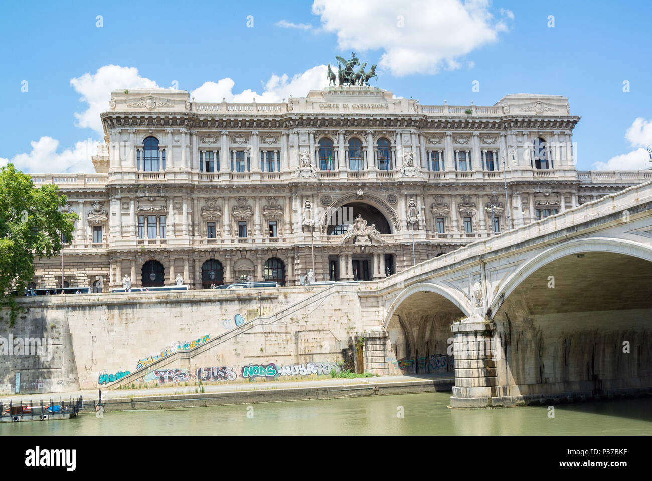 Prati district tiber hi-res stock photography and images - Alamy