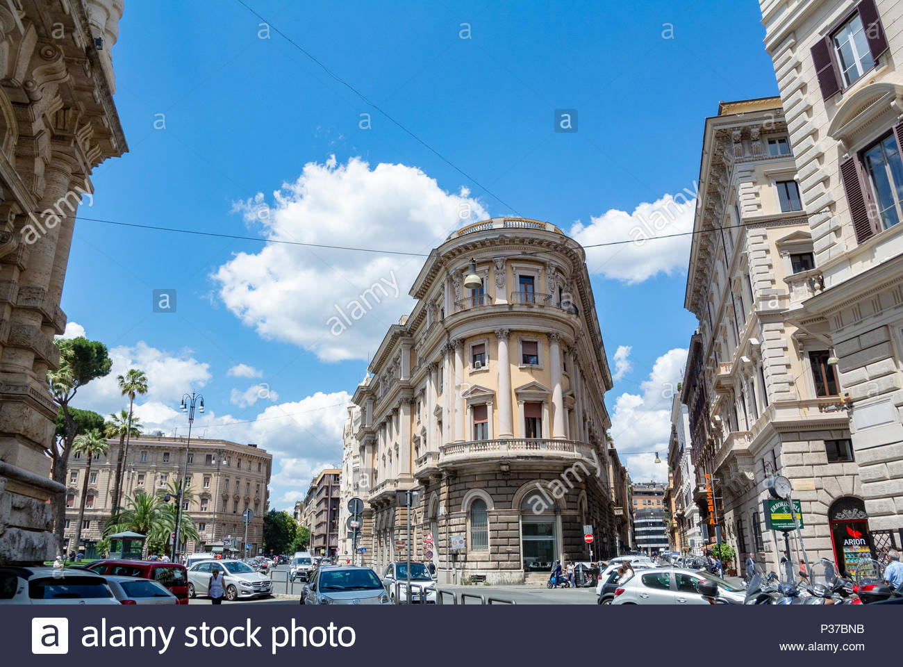 Residential Building In Rome Stock Photos & Residential Building In ...
