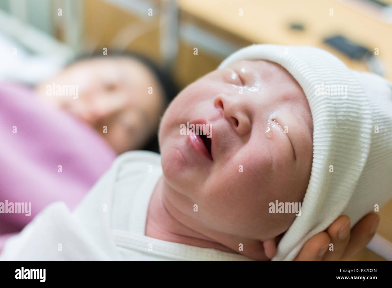 Woman giving birth in hospital hi-res stock photography and images - Alamy
