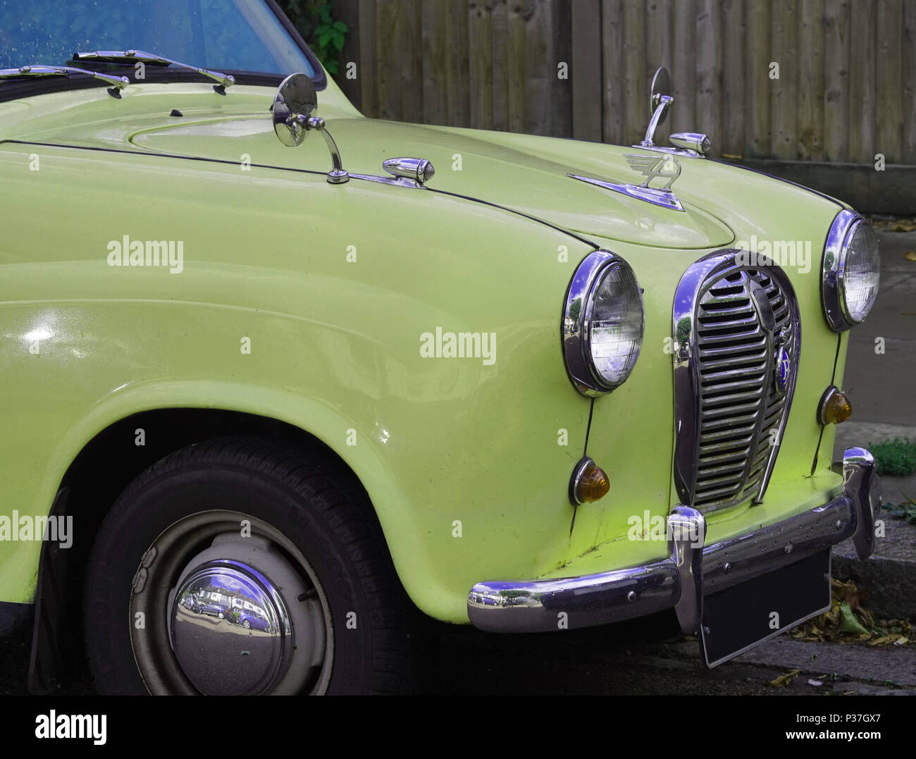 Retro car emblems hi-res stock photography and images - Alamy